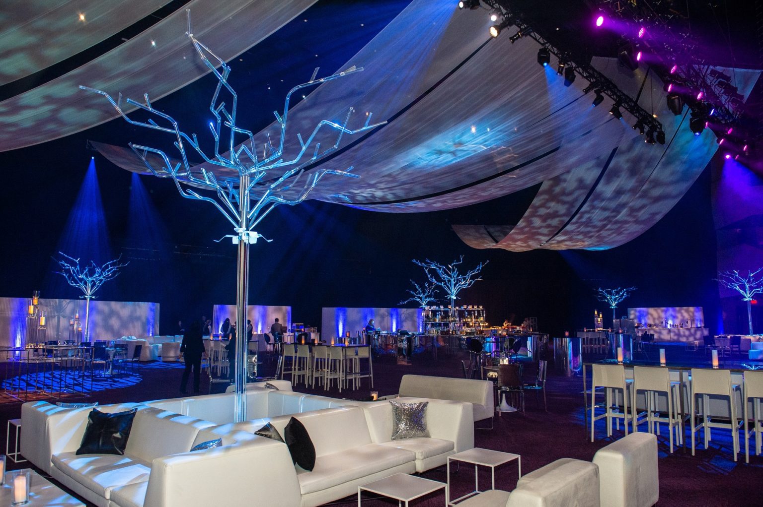 Modern Winter Wonderland Holiday Party - Event Planning and Design ...